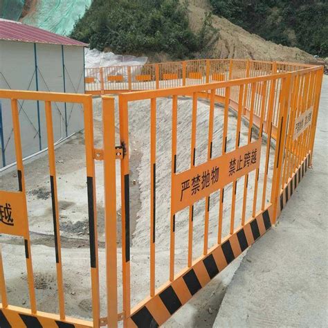 基坑临边安全防护栏深基坑护栏建筑施工地临边防护栏产品图片，基坑临边安全防护栏深基坑护栏建筑施工地临边防护栏产品相册 广州年发金属制品有限