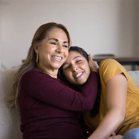 Science Says Close Relationships Arent Just Nice To Have — We Need Them To Survive Yourtango