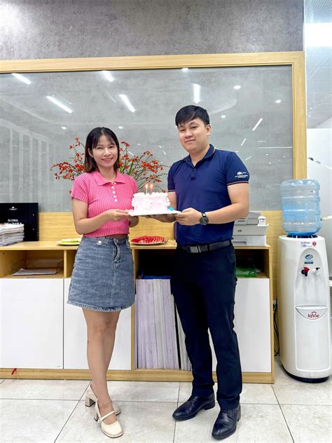 Fsb Mỹ Đình Chúc Mừng Sinh Nhật Ms Hà Mít Và Mr Tùng Sữa Fpt