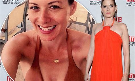 Debra Messing Swimsuit Mysteries Of Laura