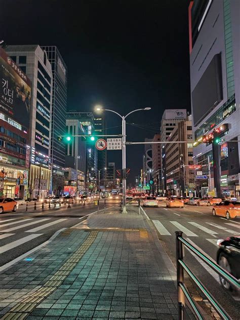 강남역 버스기다리며 Samsung Members