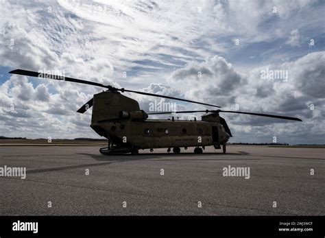 An Alabama Army National Guard Ch 47f Chinook Helicopter Assigned To