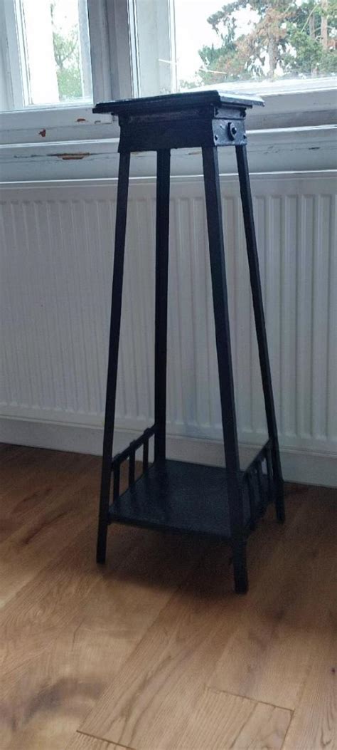 Krásný černý Secesní Stojan Na Květiny S Kovovými Prvky Aukro