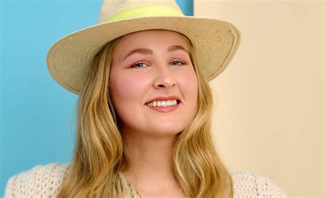 Stella 31 Was In één Klap Alles Kwijt ‘ruim Een Jaar Hebben We In Een Slopende Onzekerheid