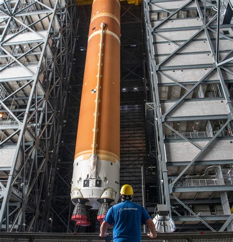 3 2 1 Activate Moon Rocket Vertical Platforms Complete