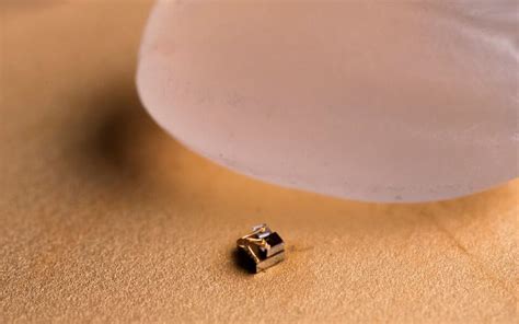 The Worlds Tiniest Computer Is Smaller Than A Grain Of Rice