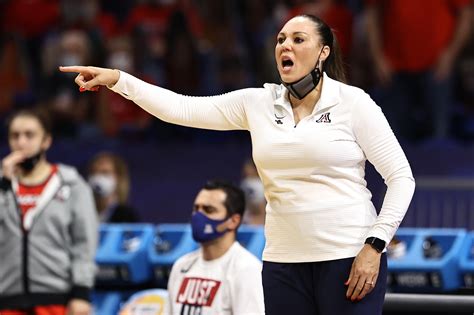 Adia Barnes Arizona Coach And Breastfeeding Mom Lost A Game But Won Final Four Weekend The