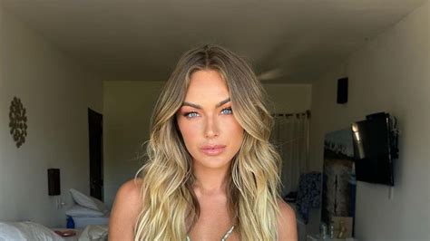 Ex Bbb Bárbara Heck Abalou A Web Ao Postar Foto De Biquíni Finíssimo