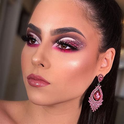 Pin De 🦋 𝓙𝓮𝓼𝓼𝓲𝓬𝓪 🦋 Em мαкє υρ Curso Maquiagem Ideias De Maquiagem