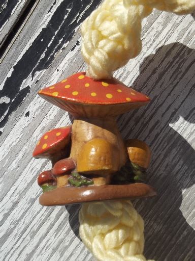 Retro Macrame Yarn Tassel Plant Hanger W Pottery Plate Hanging Table