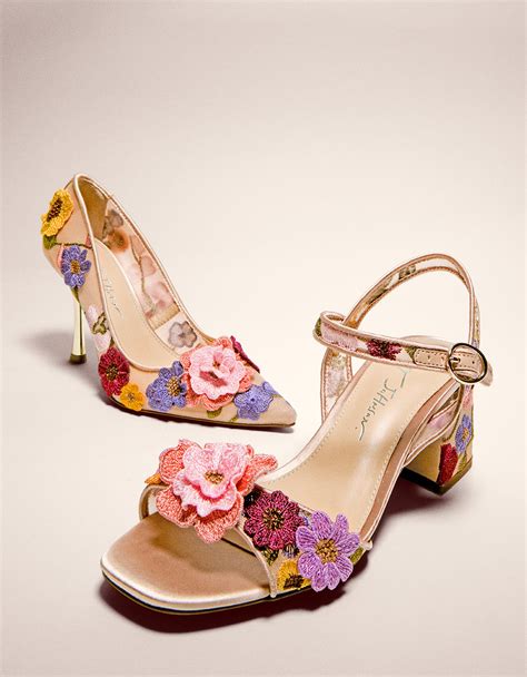 Betsey Johnson Blare Nude Multi Floral Heels 2 5 Inch Comfortable