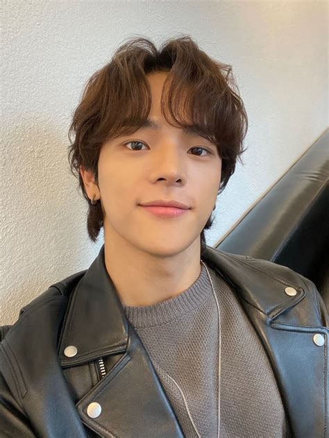 K Pop Fans Show Overwhelming Support For Kim Woojins Comeback Next Month Koreaboo