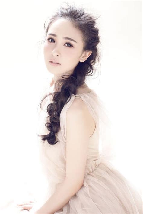 氣質模特，劉芷希的唯美長裙寫真 每日頭條