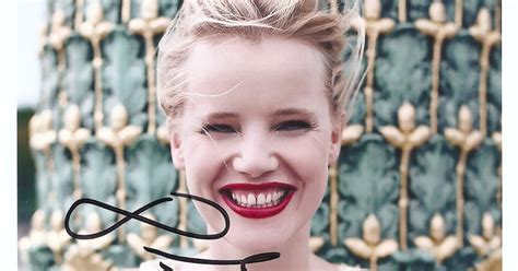 Chris Autographs Joanna Kulig
