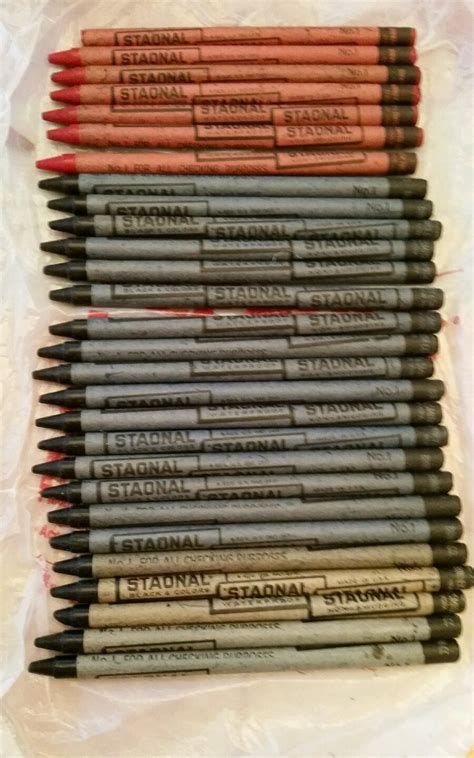 Vintage Binney And Smith Crayola Staonal Marking Crayons Red Blue Black 1 Deal 28 Ebay