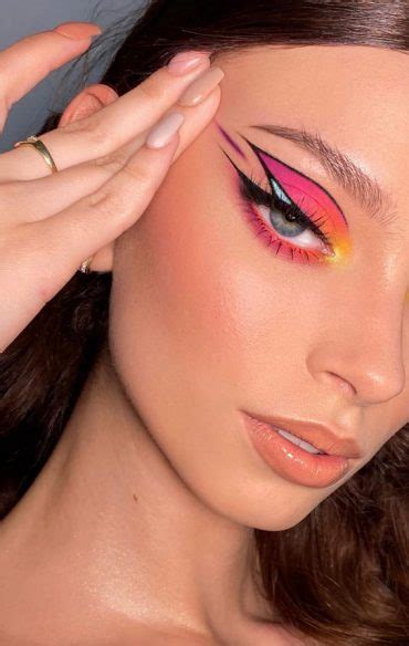 Colourful Makeup Ideas For Music Festivals Sunset Strokes