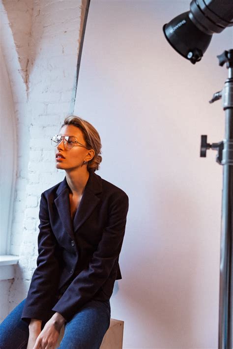 How To Style Statement Glasses Into The Gloss