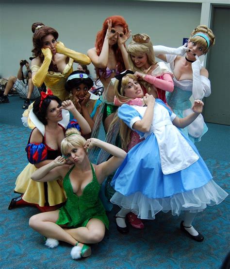 Hahahaha Disney Princess Cosplay Disney Cosplay Disney Girls
