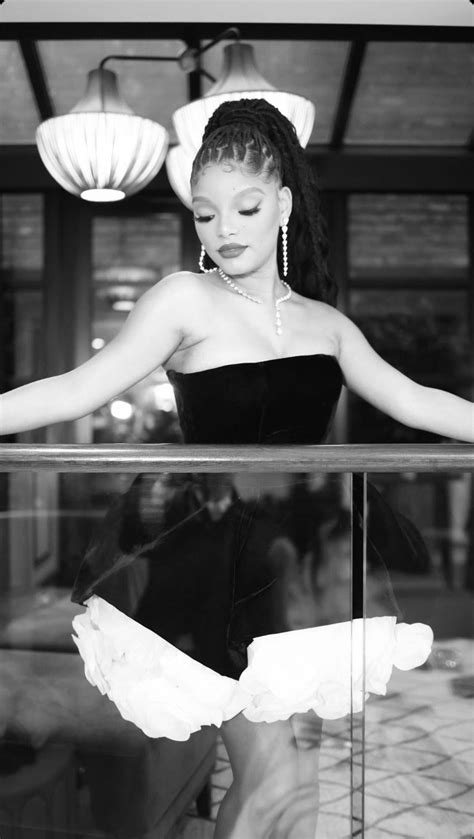 Halle Bailey R Blackcelebrity