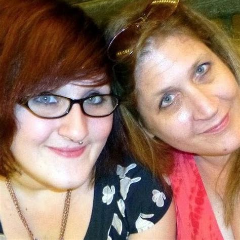 Chellie Desjardins Youtube