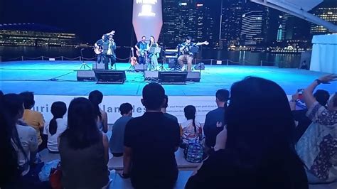 新谣歌曲 《我们这一班》by 嘉思 Youtube