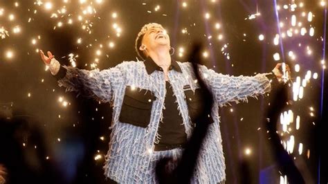 La Viral Actuación De Almácor En La Semifinal De La Eurocopa Con Brillos Platinos Europa Fm