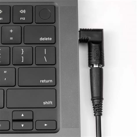 Laptop Adapter Ak Nd D15 2 5 X 0 7 Mm Usb C