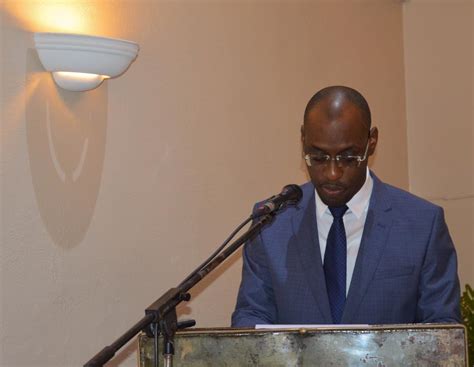 Grands Débats Aviol Fleurant Un Corrompu à La Tête Dun Ministère