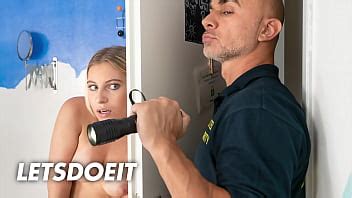 Perfect Slutty Traveler Lilly Bella Fucking Abroad With Big Dick Security Guy Christian Clay