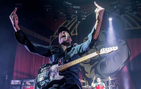 Rage Against The Machines Tom Morello Announces Only European Solo