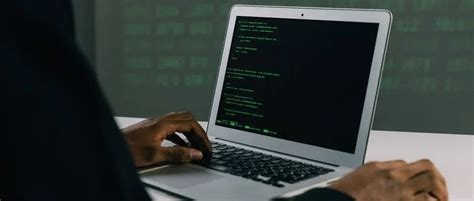 Data Scientist是怎样做outlier Detection的？ Data Application Lab