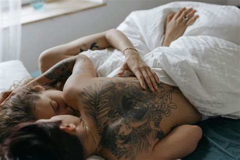 How Often Do People Have Sex How Important Is It Instabang Com