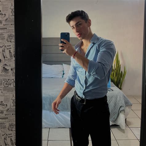 Rogelio Huaracha Rogelio Huaracha • Instagram Photos And Videos