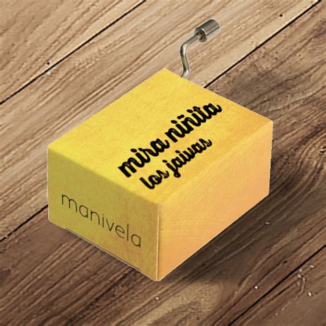 Manivela Mira Niñita Librería Libro Verde