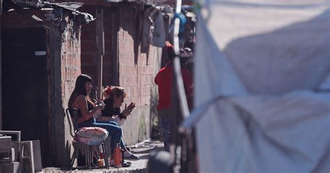 Según El Observatorio De Deuda Social De La Uca El 55 De La Población