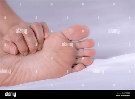 Lyme Disease Rash On Feet At Jean Carothers Blog