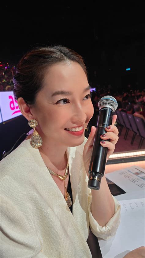 小鳳鳳（童欣） 小鳳鳳（童欣） Added A New Photo