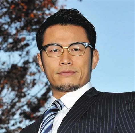 元参議院議員 「須藤元気すどうげんき」のプロフィール・政策・公約・活動の評価｜政治家・議員情報サイト「先生の通信簿」