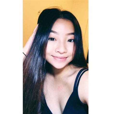 Foto De Kim Being Cute