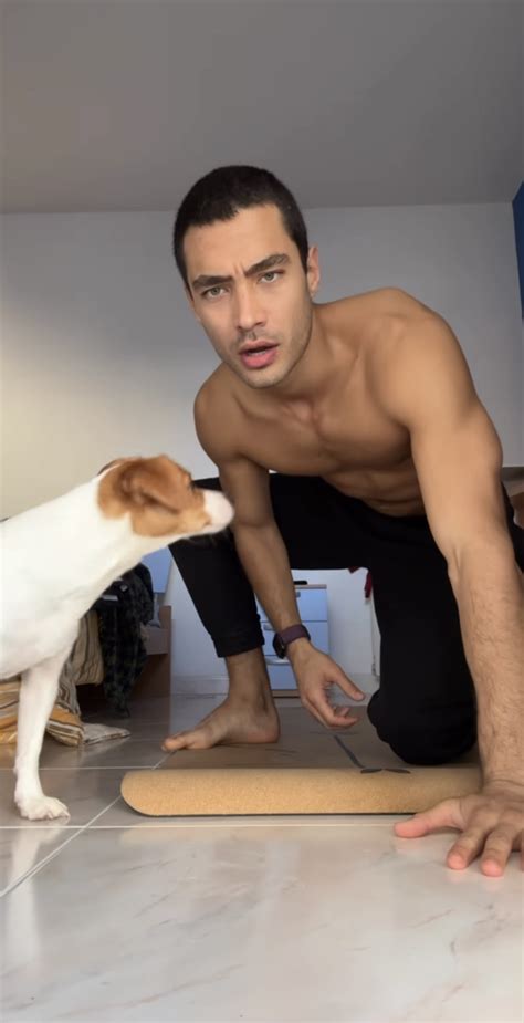 Giuseppe Futias Feet