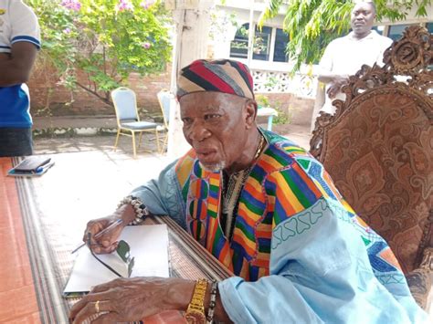 Buipewura Jinapor Ii Holds Soccer Soirée With District Fa Chairmen At