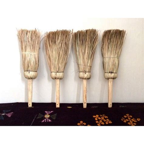 Petit Balai Naturel Déco La Boutique De Petra