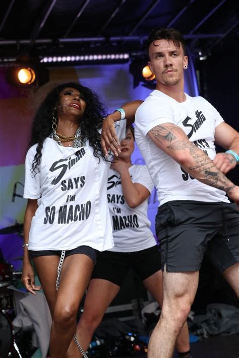 Sinitta Nip Slip 36 Photos Thefappening