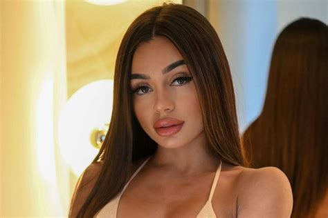Martina Smeraldi Lascia Tutti Senza Fiato Che Spettacolo
