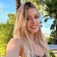 Freya Mayer