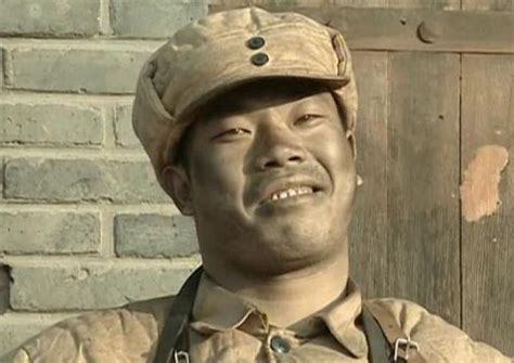 《亮剑》龙套小兵的专业演技 网友 一个表情够小鲜肉学三年