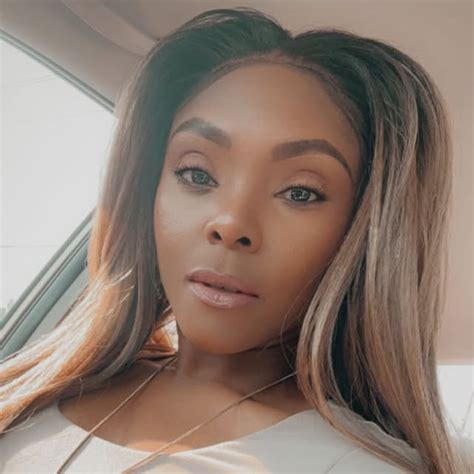 𝒜𝒹𝓇𝒾𝓃𝒶 Adrina Macklin On Threads