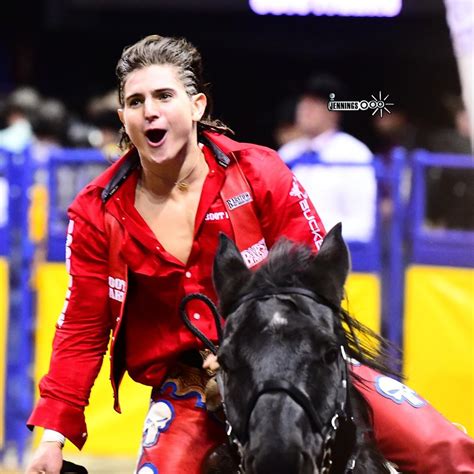 Rocker Steiner Winning Round 6 Of The Nfr Rrodeo