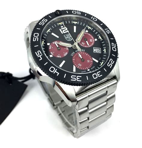 Mens Luminox Pacific Diver Chronograph Steel Swiss Watch Xs31551m