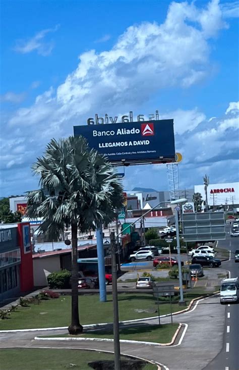 Bancoaliado 30añosirviendoapanama Gustavo Eisenmann Aguilera